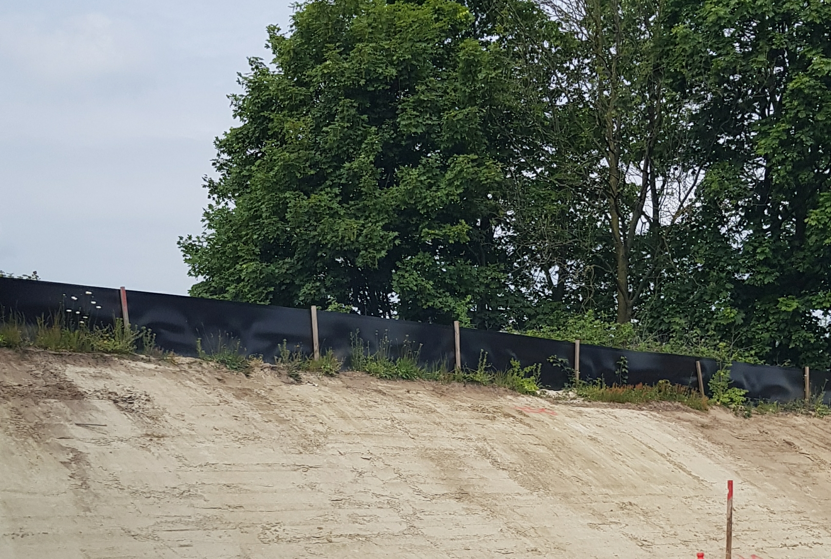 Ecofender™ SP1 - Semi-Permanent Newt Fence, Hy-Tex UK