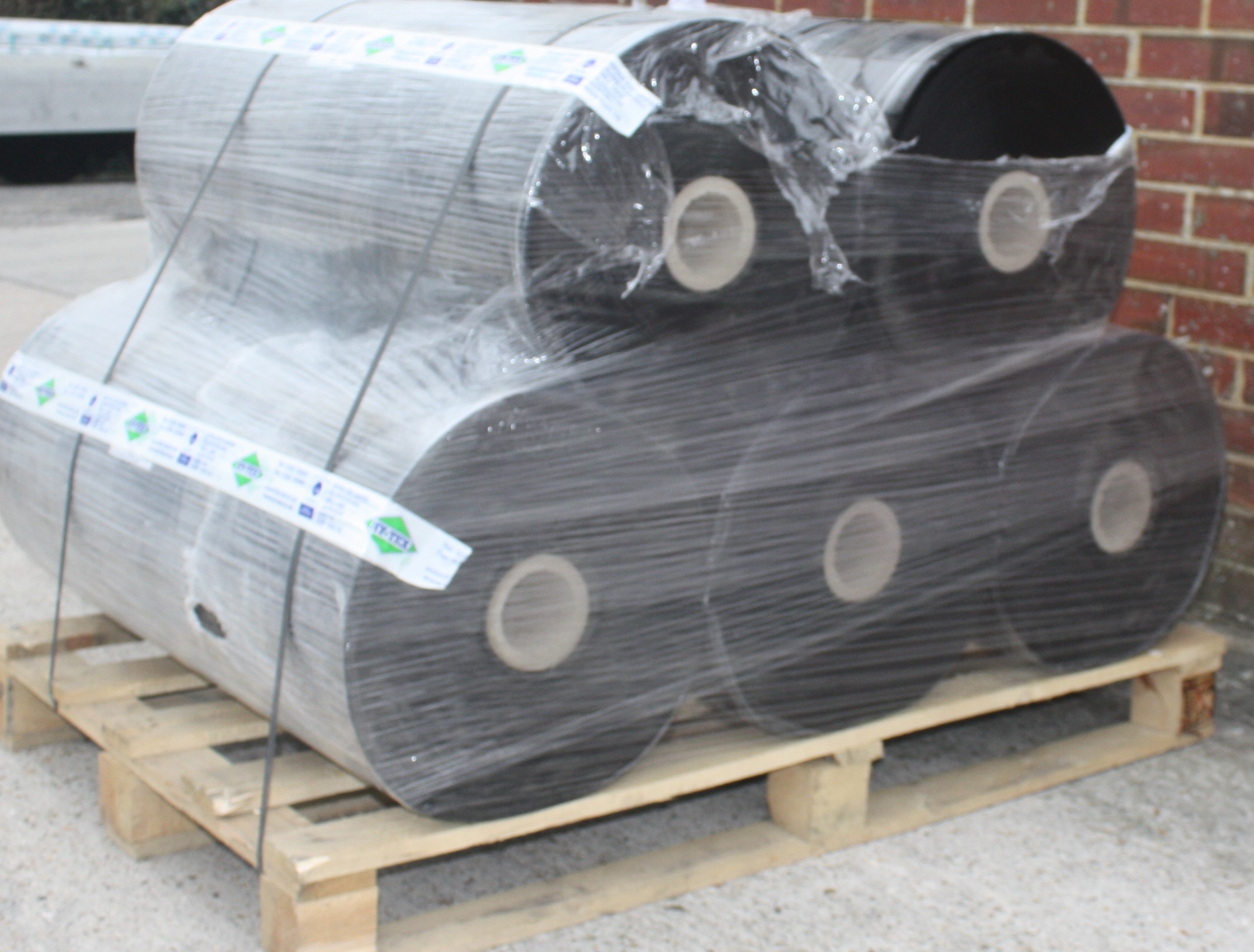 Ecofender™ SP1 - Semi-Permanent Newt Fence, Hy-Tex UK